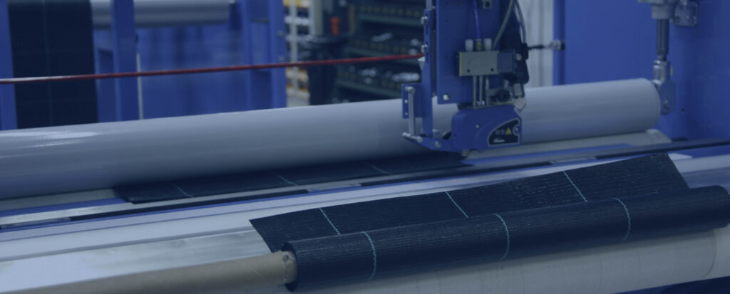 Reliable roll slitting plastic film systems for efficient production